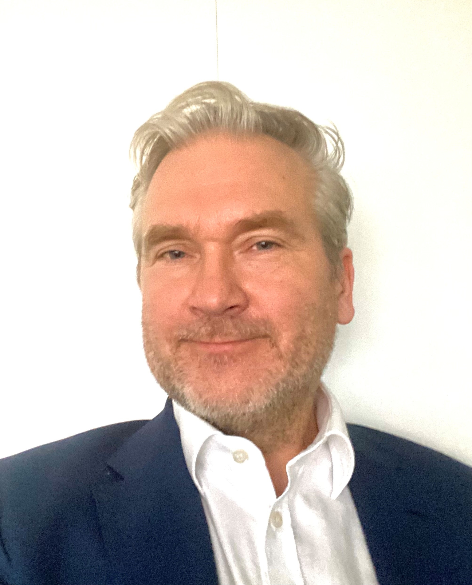 Mehiläisen hyvinvointialueiden yhteyshenkilöt | Mehiläinen